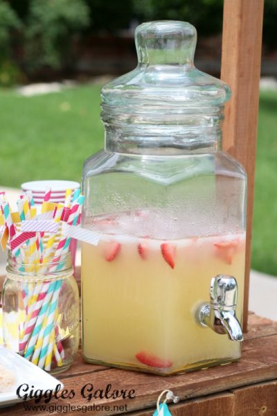 10 Tips for a Successful Lemonade Stand