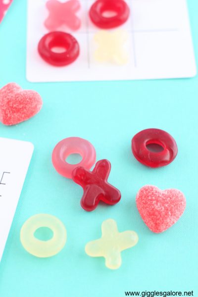 Cricut XOXO Valentine Tic Tac Toe Cards - Giggles Galore
