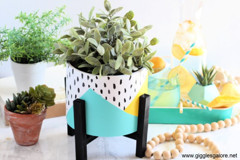 DIY Modern Color Block Flower Pot - Giggles Galore